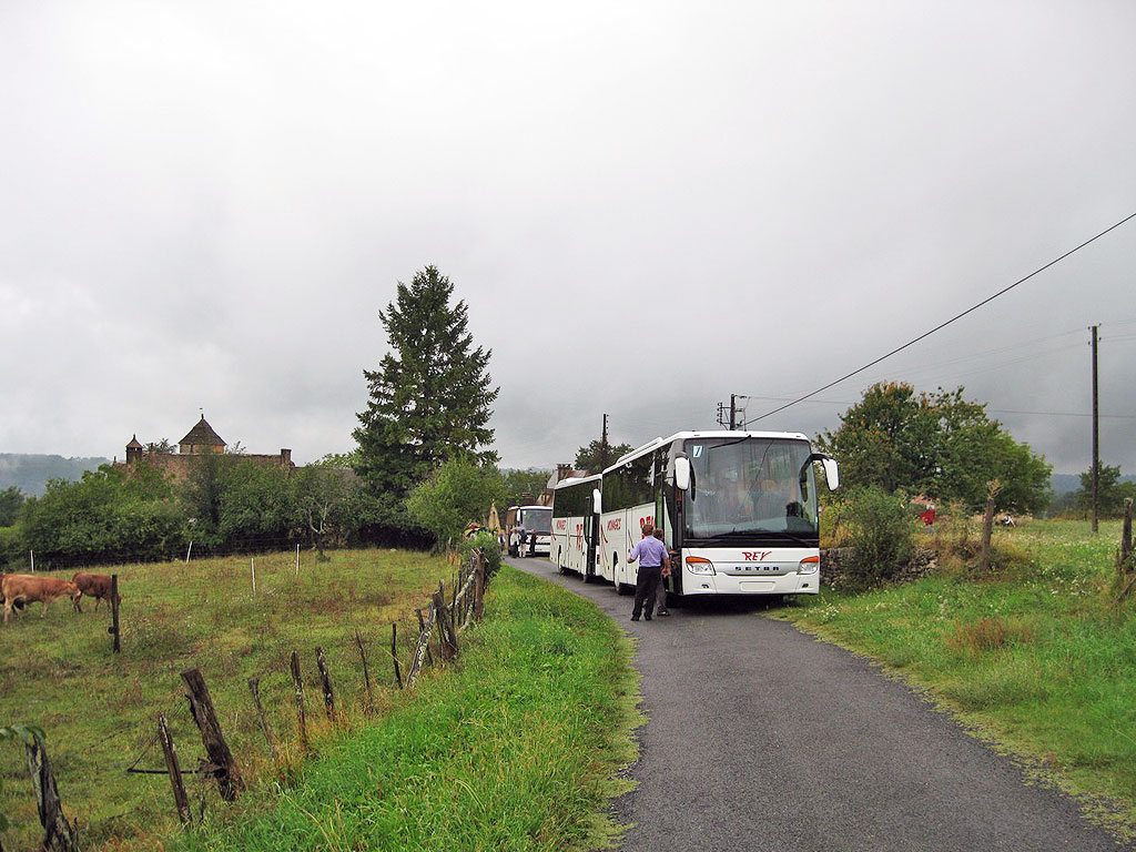 Voyages Rey - Car / Autocar / Mini Bus au Bugue - Guide du Périgord