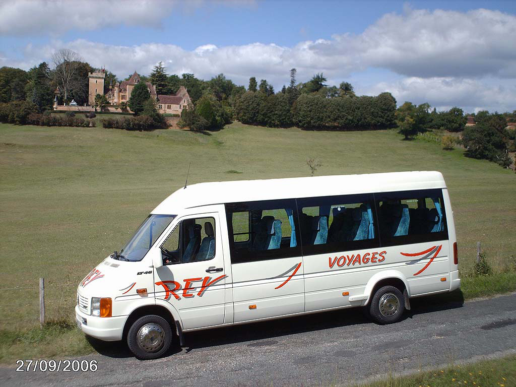 Voyages Rey - Car / Autocar / Mini Bus au Bugue - Guide du Périgord