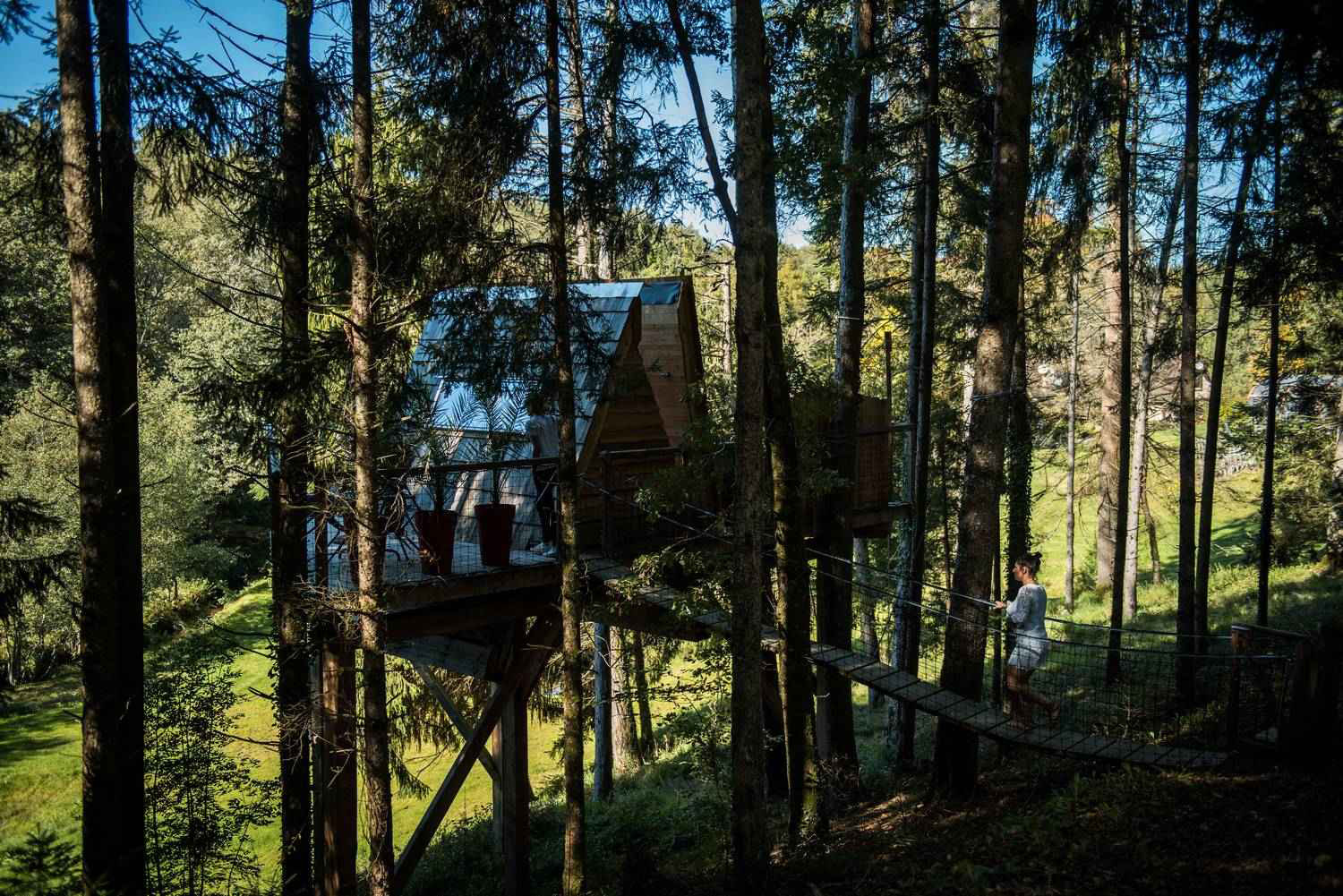 La Cabane Perchée - Locations Insolites à Angoisse - Guide du Périgord